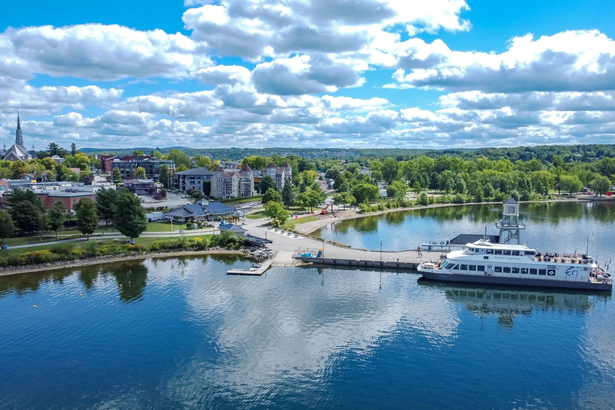 Versō Hotel | Lac Memphrémagog | Magog, Estrie